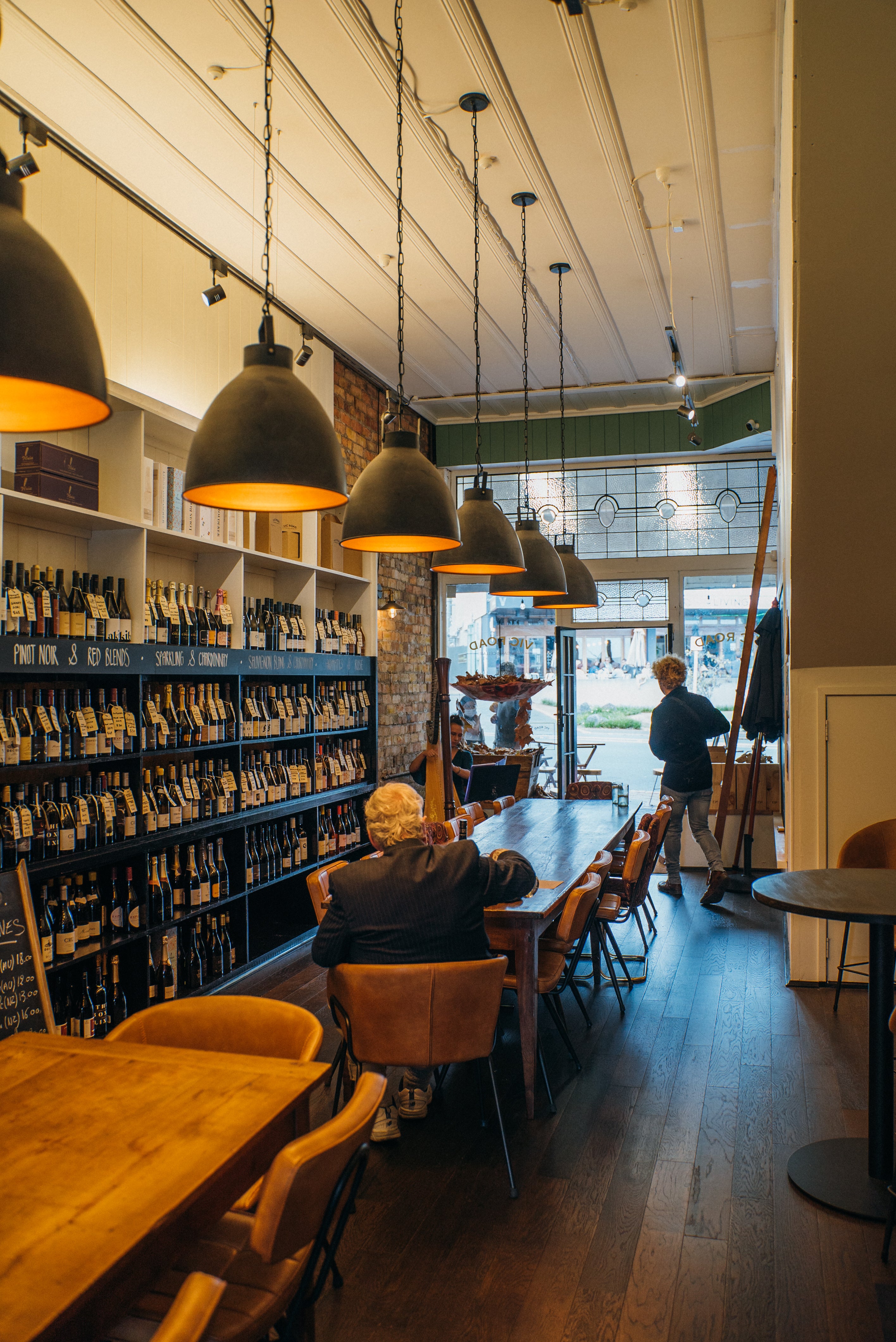 The Wine Bar – Vic Road Wine Bar & Cellar